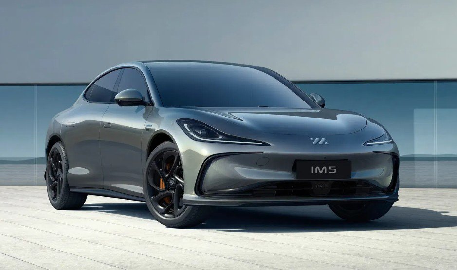 持續更新 | 2025年香港最新款電動車盤點 | 一換一價格及詳細介紹 - BuyCar.hk